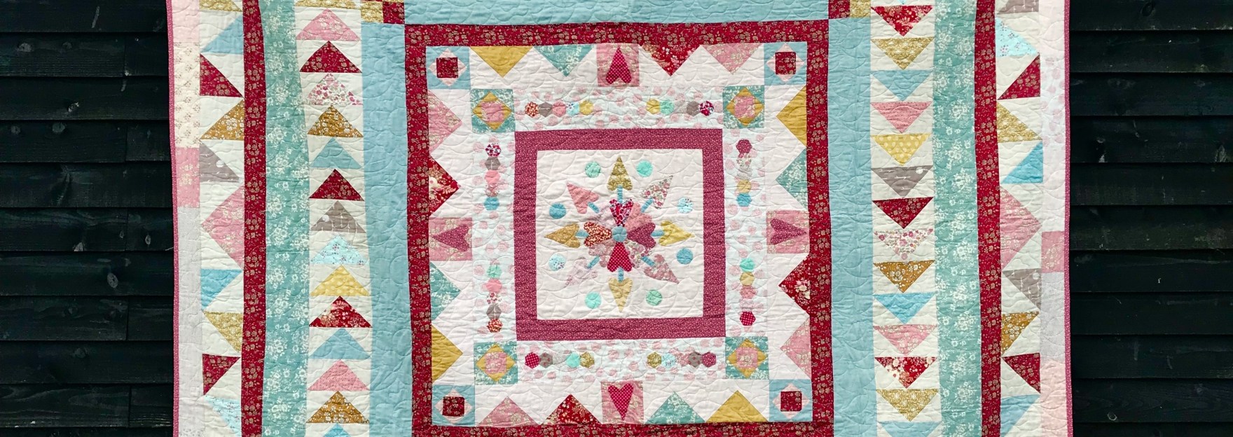 The BFG Old English Frame Quilt – Deborah McGuire