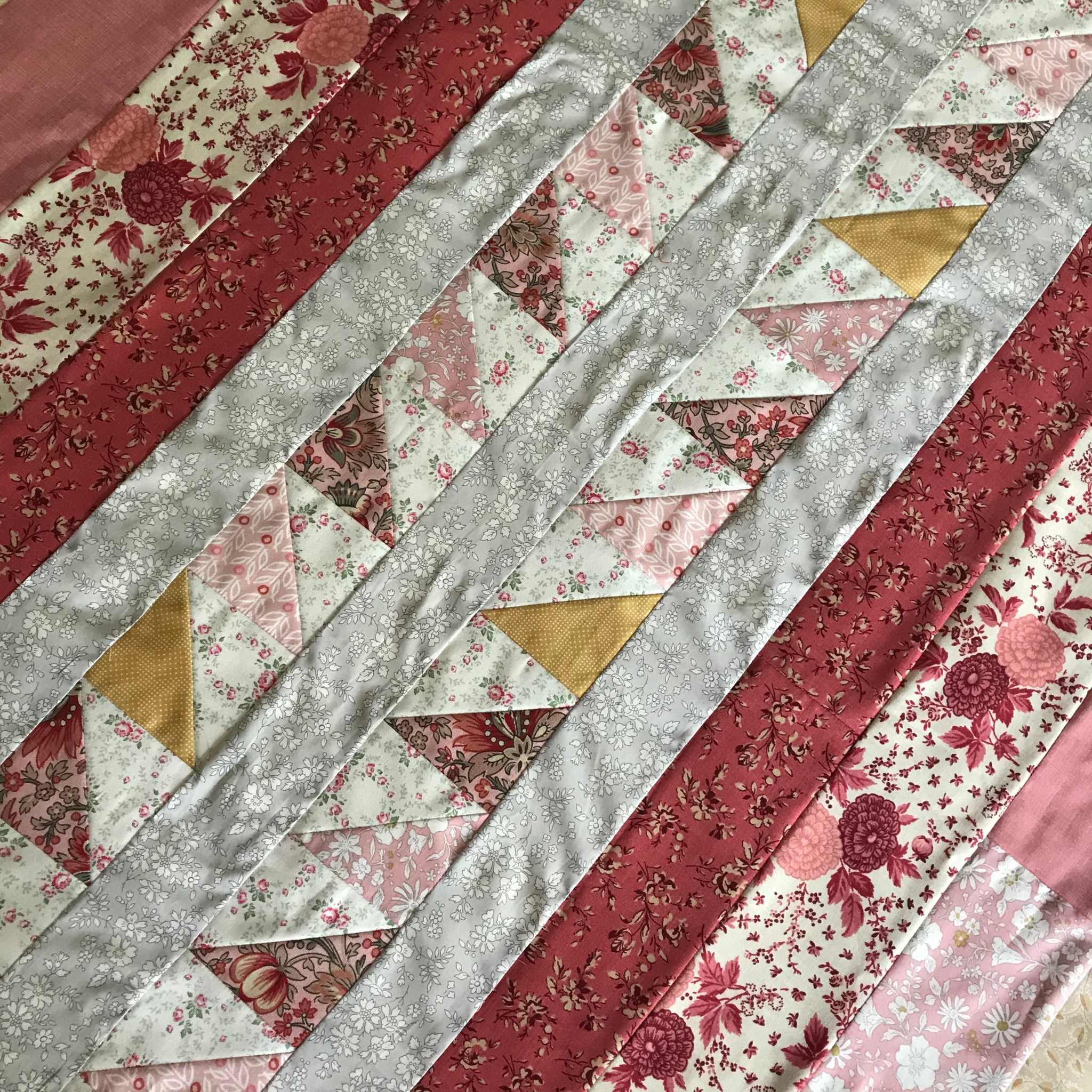 The Agnes Bentham Applique Quilt – Deborah McGuire